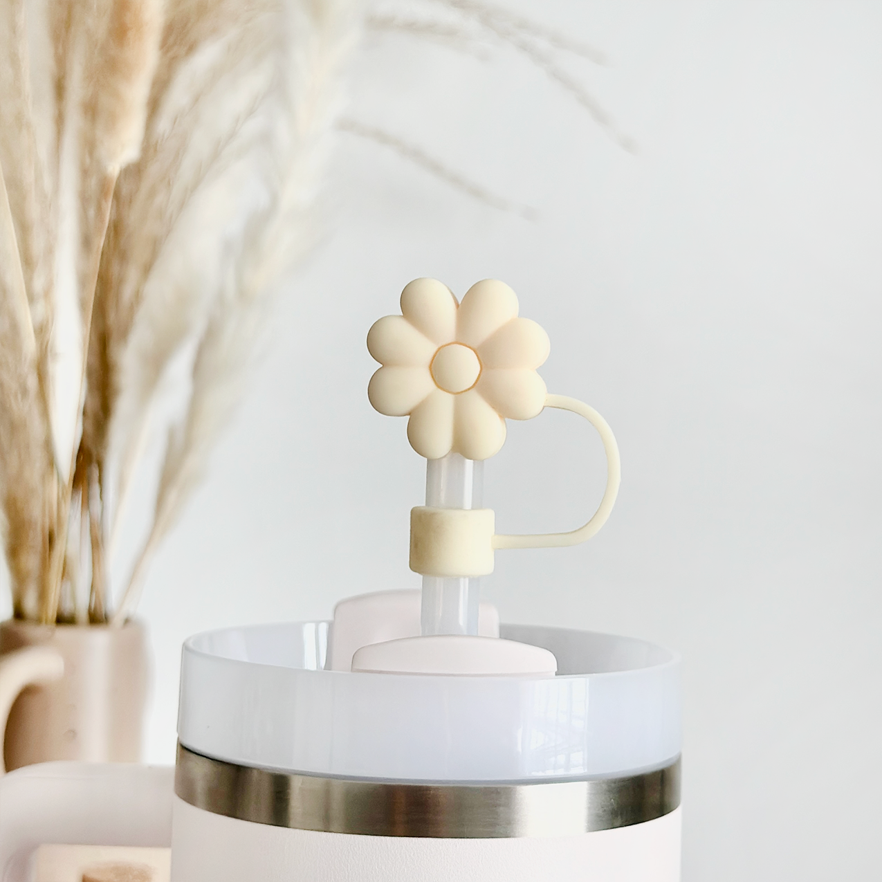 Cream Flower Straw Cover | Straw Toppers | Coconut Lane